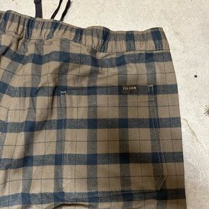 Filson | Pants | Nwt Filson Alaskan Guide Jogger Fast Track Plaid Brown ...